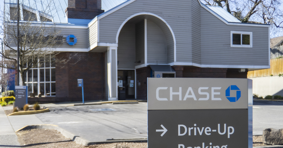 Property investors hunt increasingly scarce new bank branches | ICSC