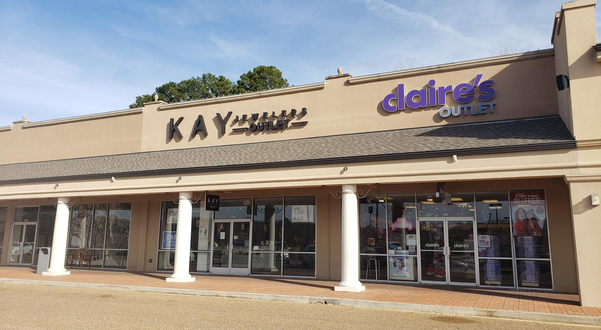 Outlets Vicksburg gets new owner and name | ICSC