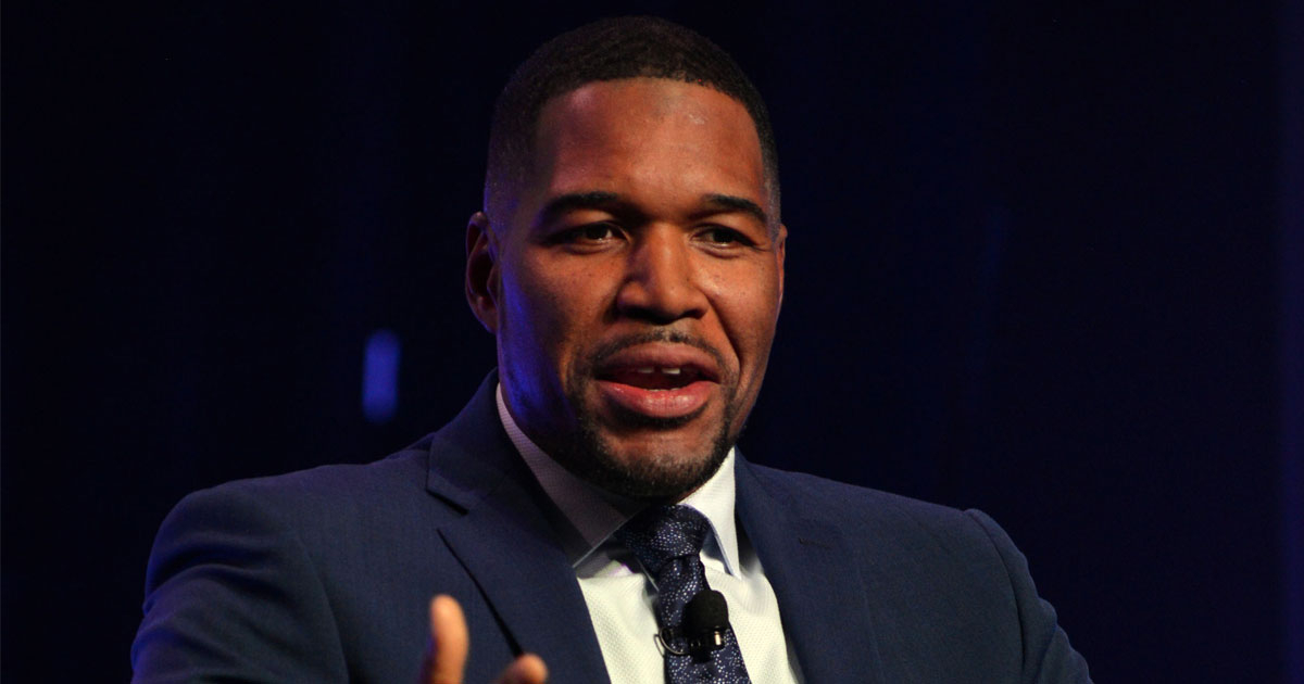 Football star Michael Strahan kicks off RECon 2018 with tips for ...