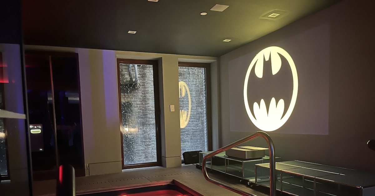 The Ultimate Showroom: Browse Bruce Wayne’s House | ICSC