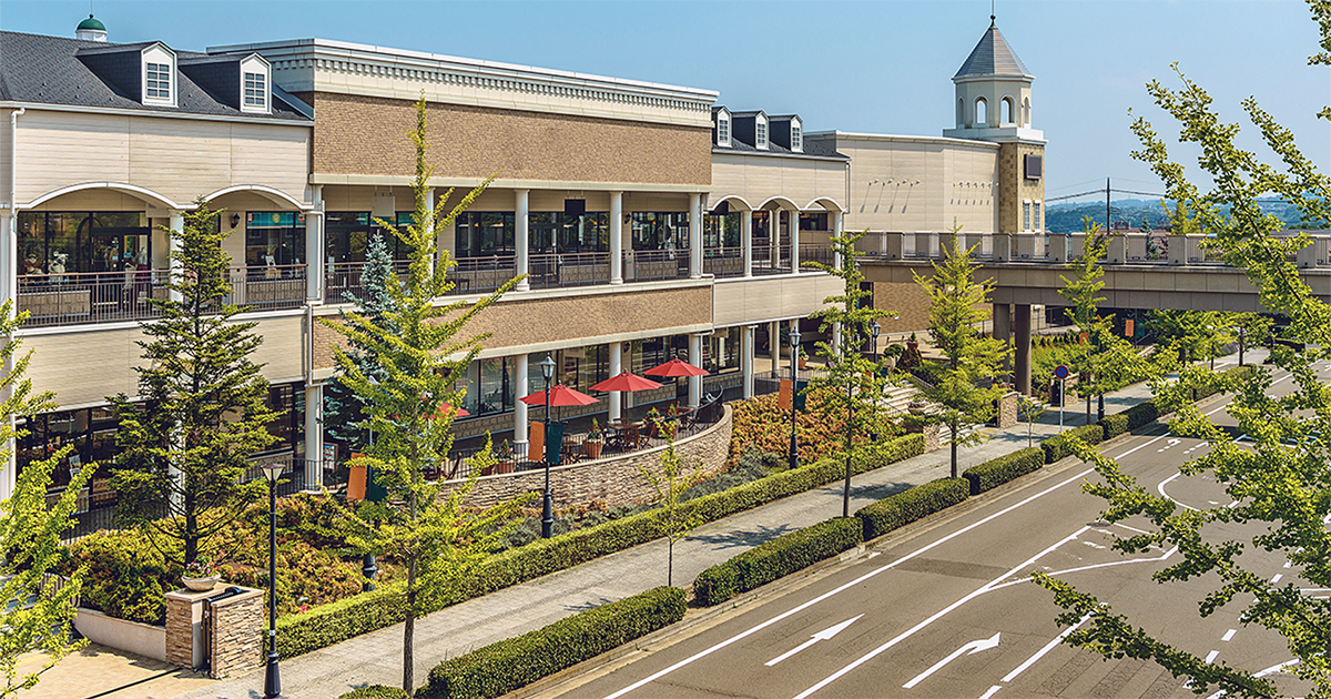 The evolving interactions between open-air center landlords and tenants ...