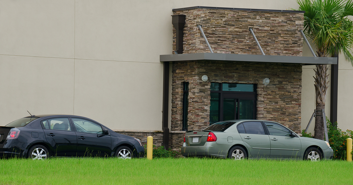 4 Chains Expanding Via Off-Premises-Dining Options, Plus 6 More ...